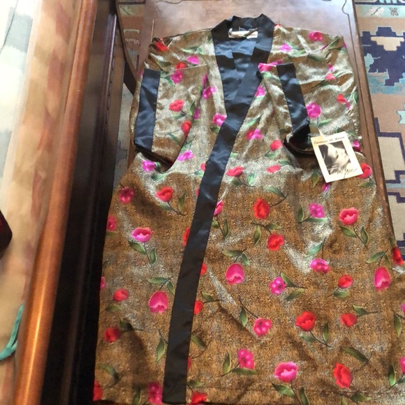 Contessa Di Roma | Intimates & Sleepwear | Contessa Di Roma Short ...